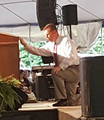 Townsend praying | God Reports