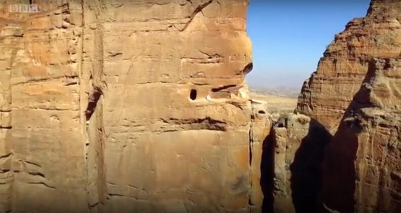 Coptic priest climbs 800 ft. cliff face to get to church every day ...
