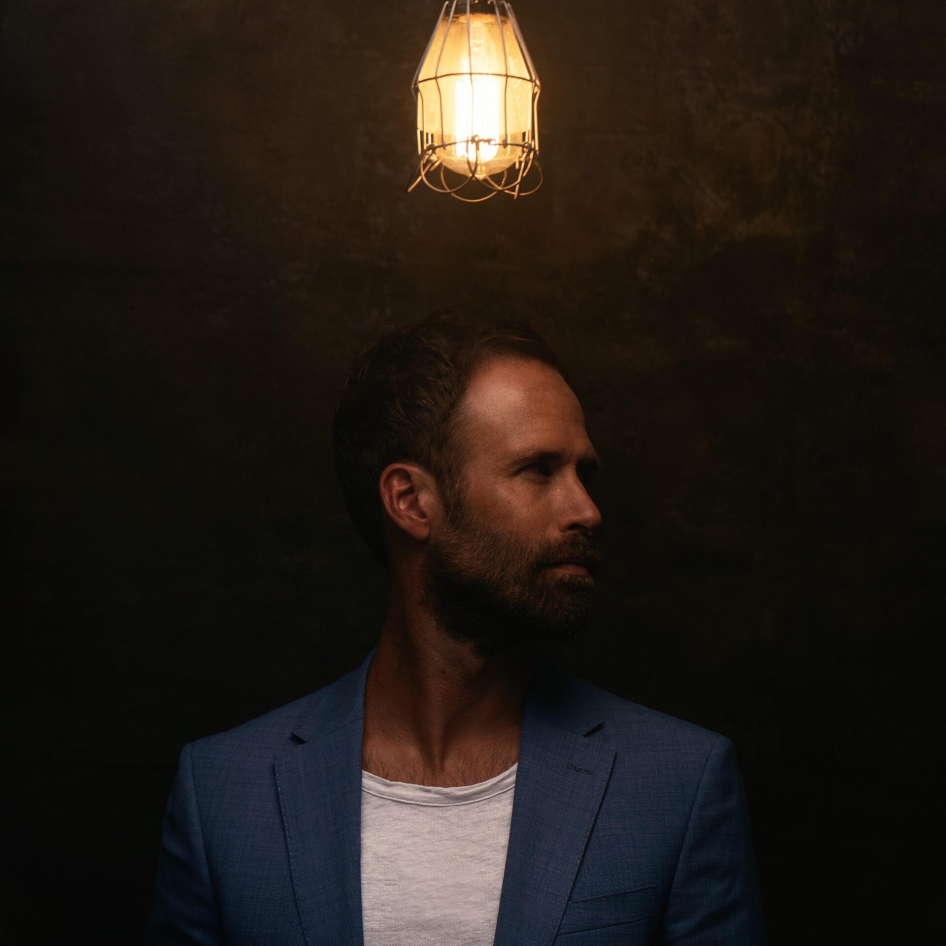 Renowned worship artist writes song for victims of human trafficking ...